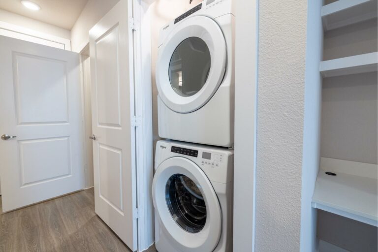 Contemporary Apartment Floor Plans in Austin, TX - Presidium Tech Ridge