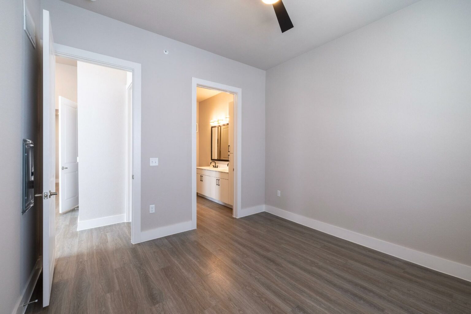 Contemporary Apartment Floor Plans in Austin, TX - Presidium Tech Ridge