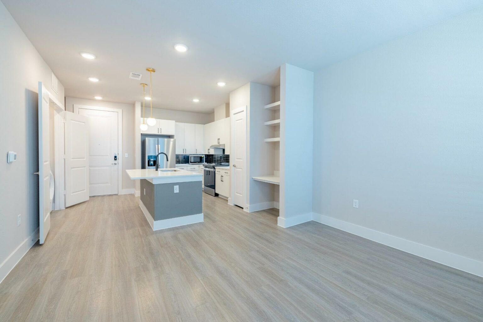 Contemporary Apartment Floor Plans in Austin, TX - Presidium Tech Ridge