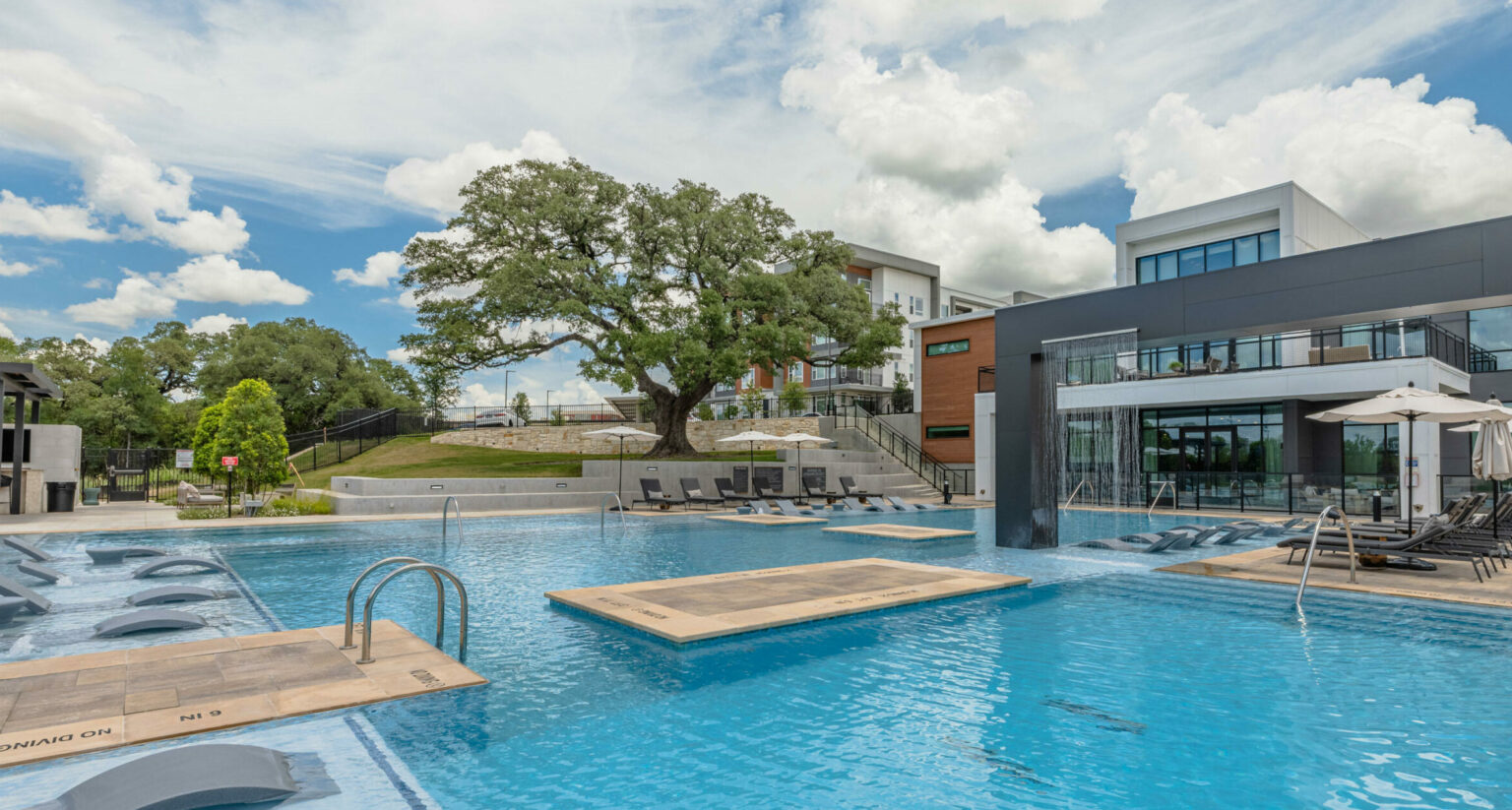 Brand-New Apartments in Austin, Texas - Presidium Tech Ridge